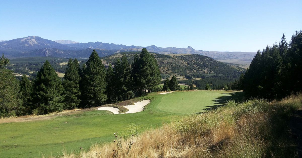El Desafío - Greg Norman Golf Course Design
